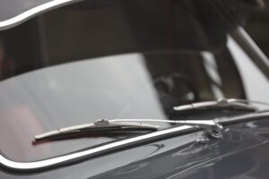 Understanding Why Car Windshields are Curved - Miami